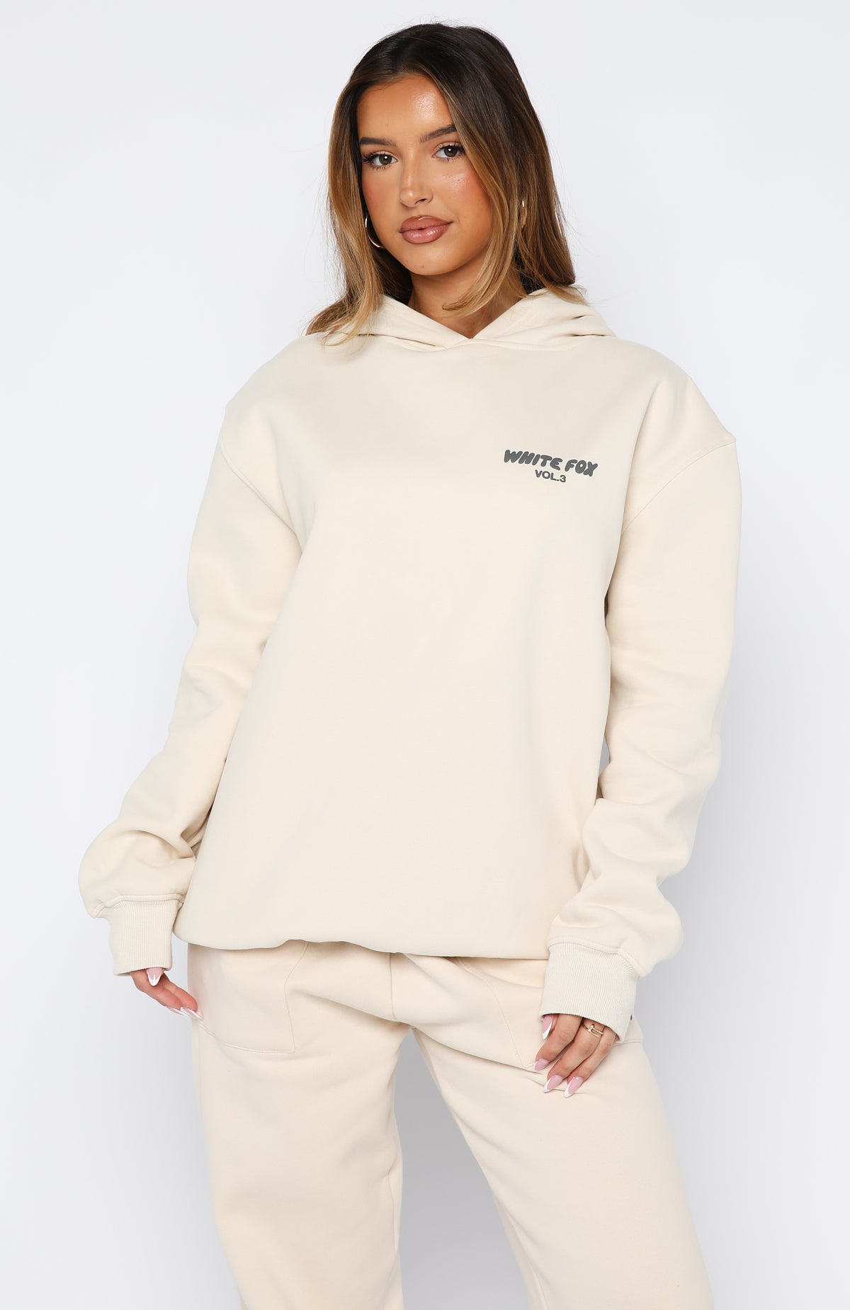 Offstage Hoodie Pebble | White Fox Boutique